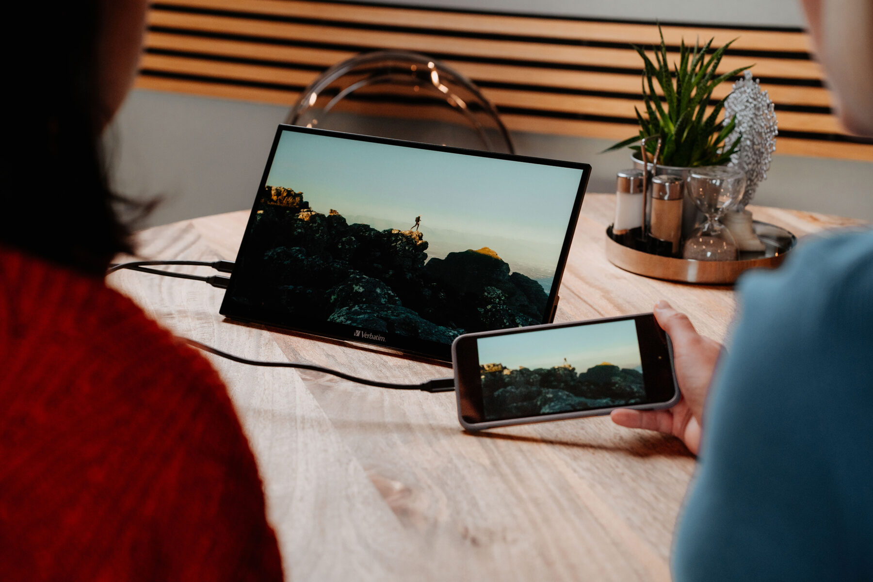 Portable Monitor | Verbatim