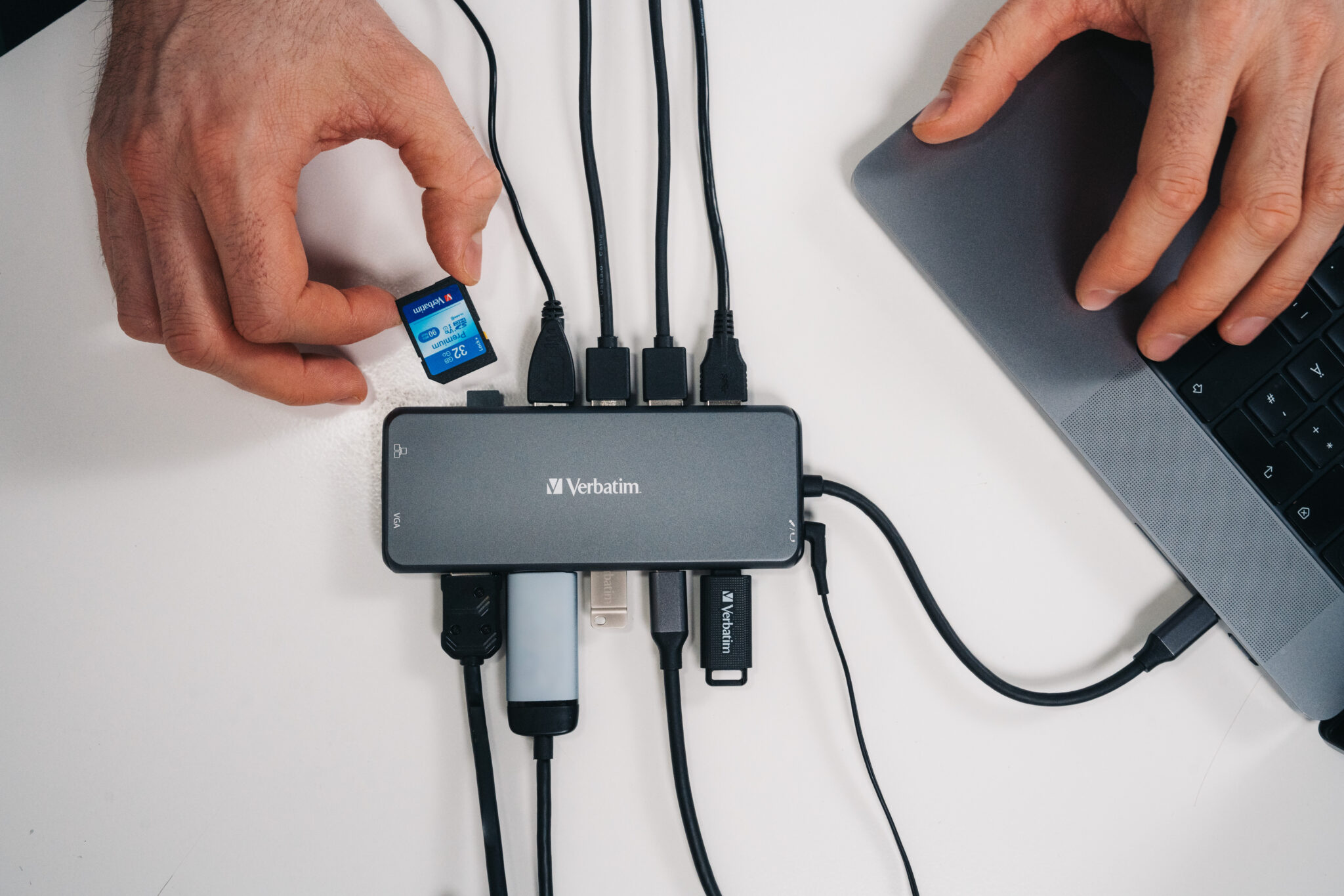 USB-C Multiport Hub 14 Ports – Connect Everything | Verbatim