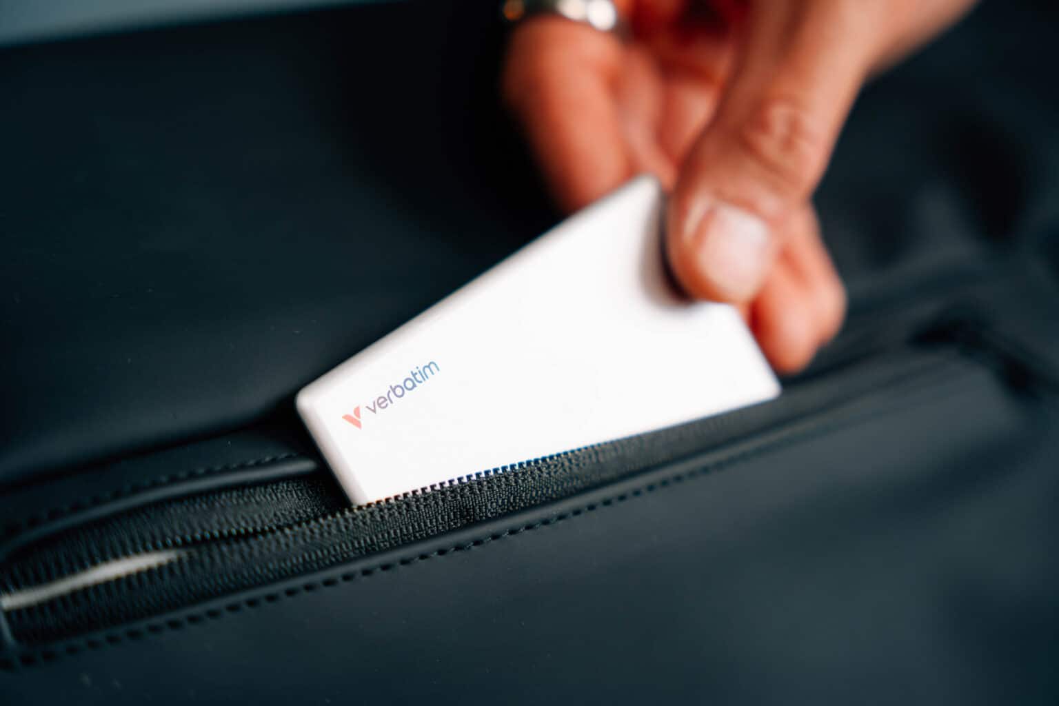 Bluetooth Tracker Card – My Finder Card for Wallets & Bags | Verbatim ...