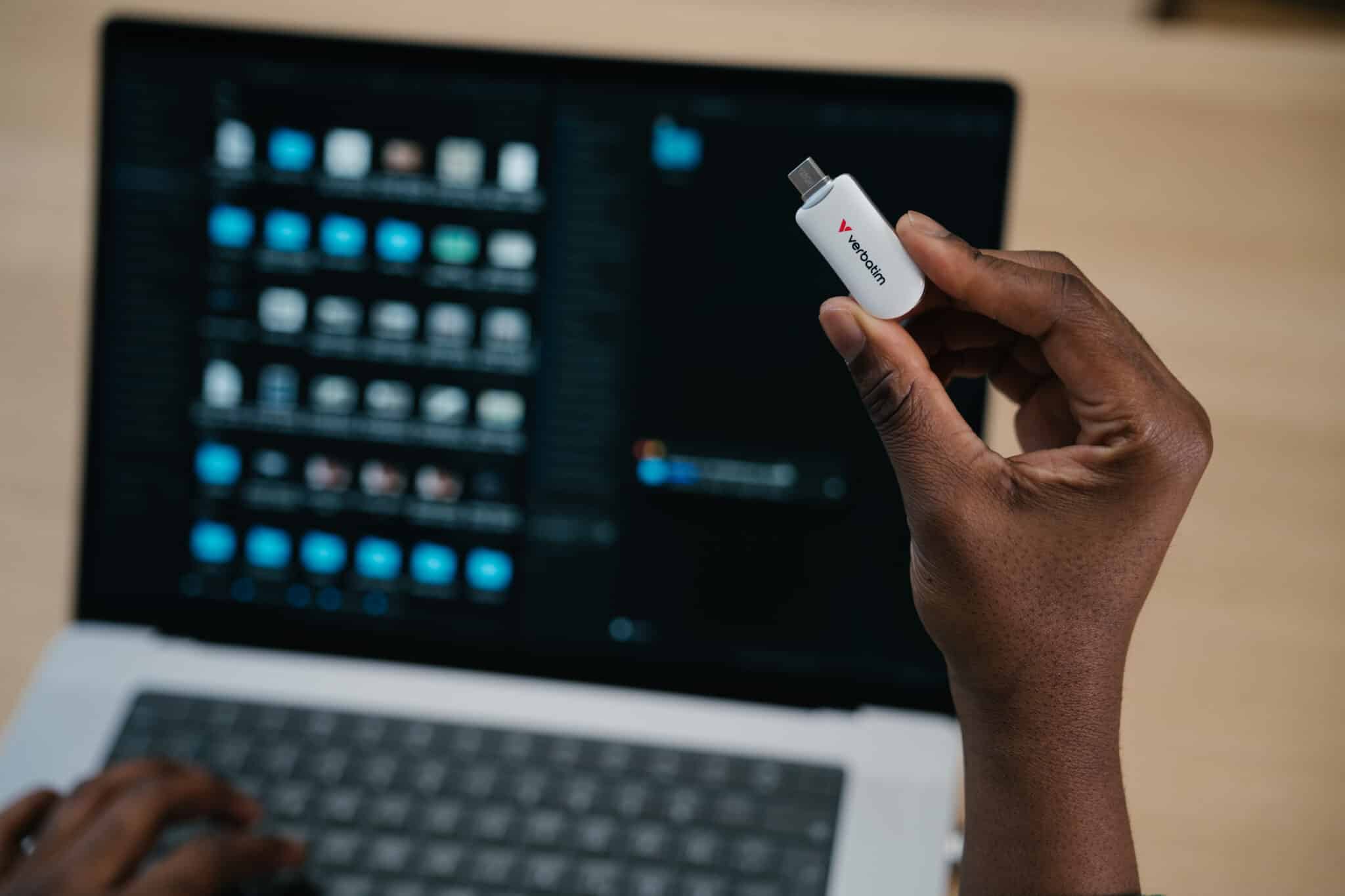 Plectra USB-C Drive | Verbatim