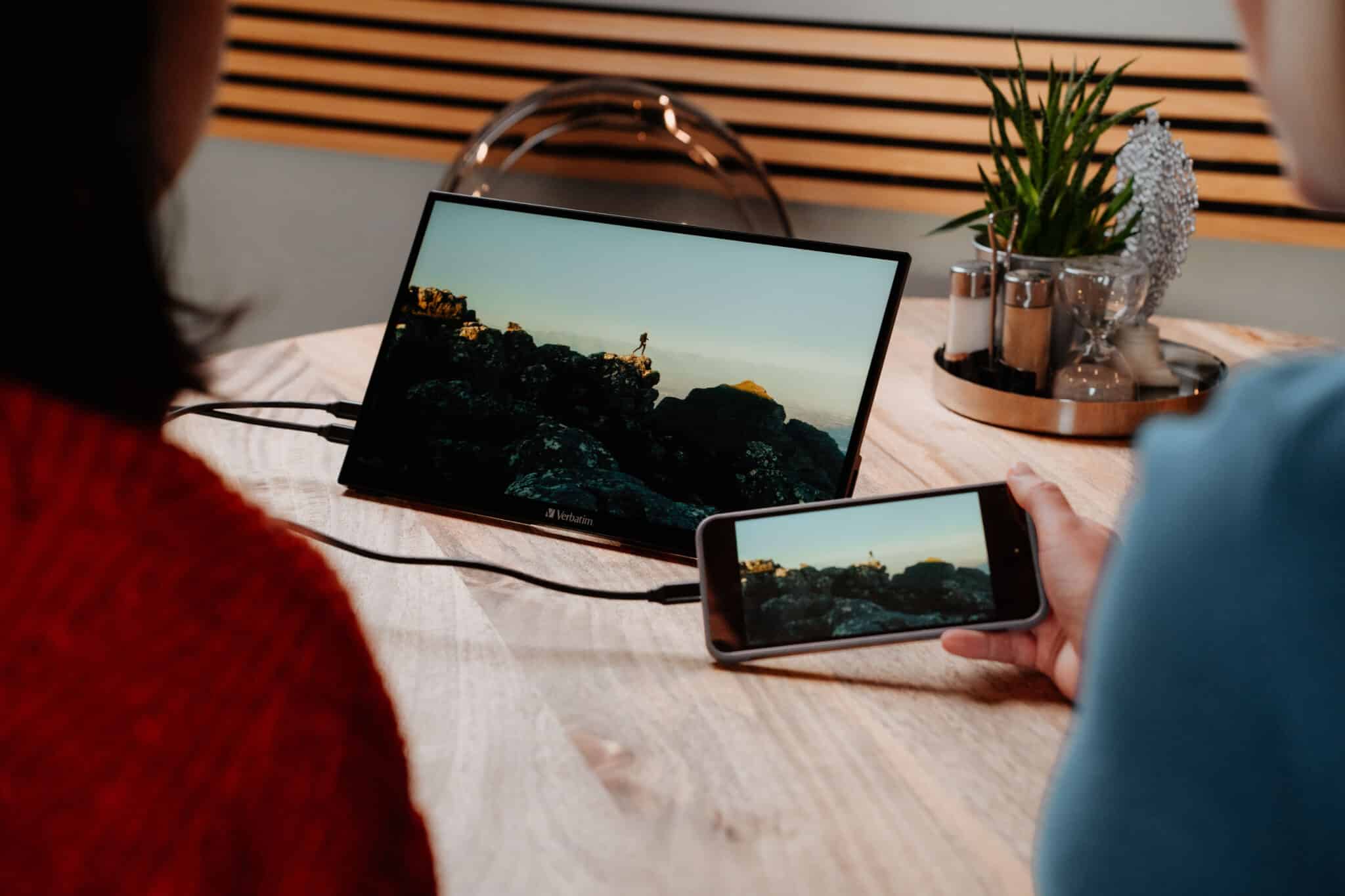 Portable Monitor | Verbatim